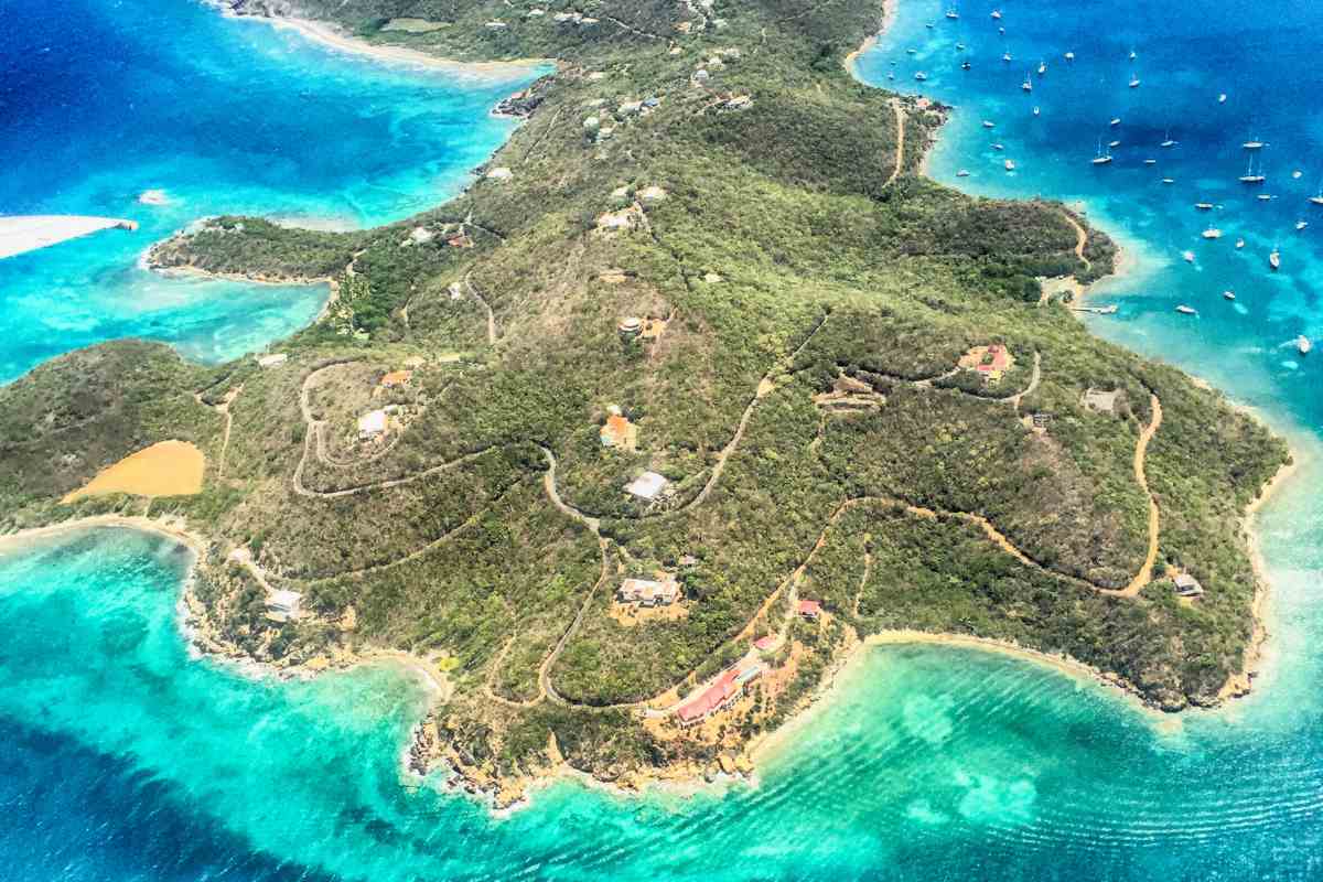 5 Amazing Caribbean Islands You Can Go To Without a Passport