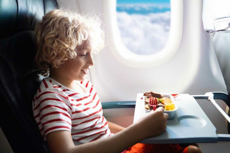 Do JetBlue Provide Food? A Guide to In-Flight Dining